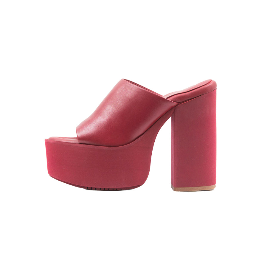 EVANTHE – Maria Pino